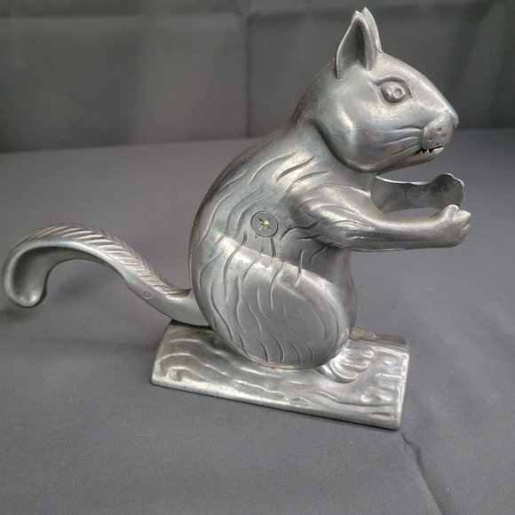 Unbranded | Kitchen | Silver Cast Metal Squirrel Nutcracker On Log Lift Tail Mouth Opens Vtg ...